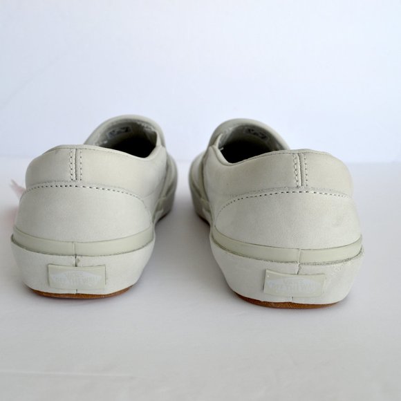 Vans | Shoes | Vans Slip On Podium Marshmallow Ivory Sneaker Shoe ...
